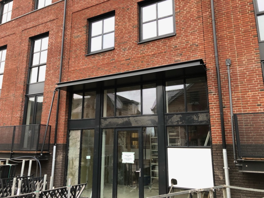 Prefab aluminium luifel type LUNP - Meilof Riks bv